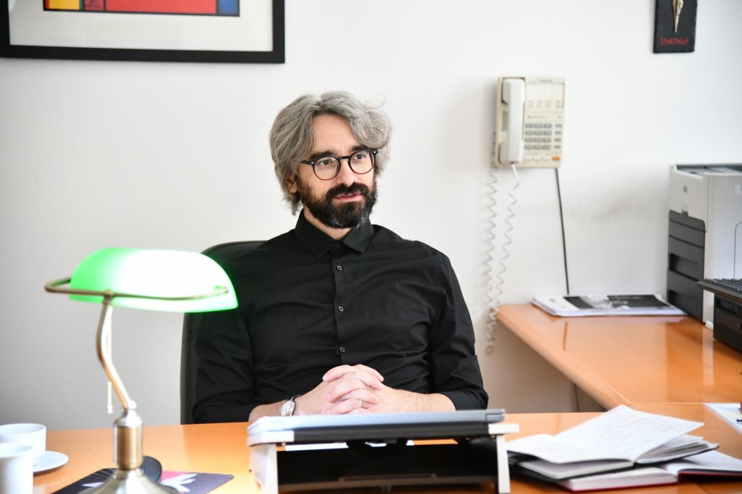 Апасиев: Уставниот суд како да е паднат од Марс - никој за ништо не е ...